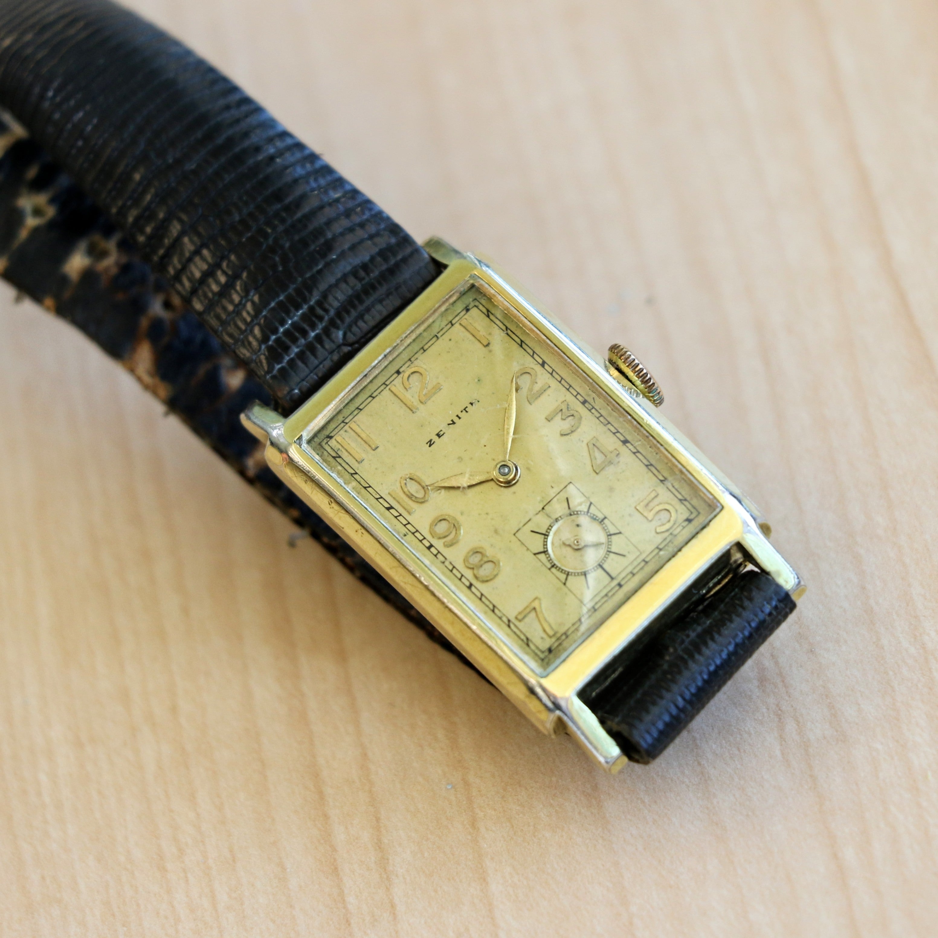 1940 ZENITH Tank Case Watch Cal. 8 3/4F 15 Jewels Mechanical Wristwatc ...
