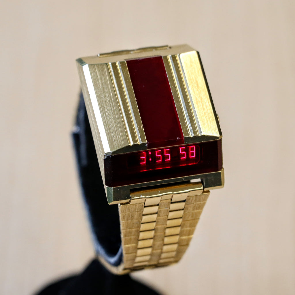1977 BULOVA Computron Wristwatch Vintage Digital LED Watch CELL 228 ...