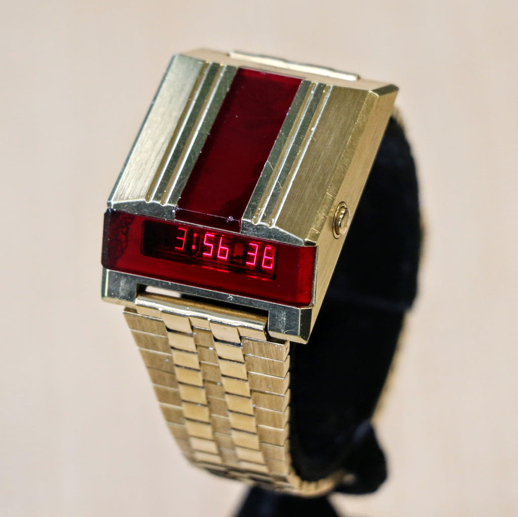 1977 BULOVA Computron Wristwatch Vintage Digital LED Watch CELL 228 ...