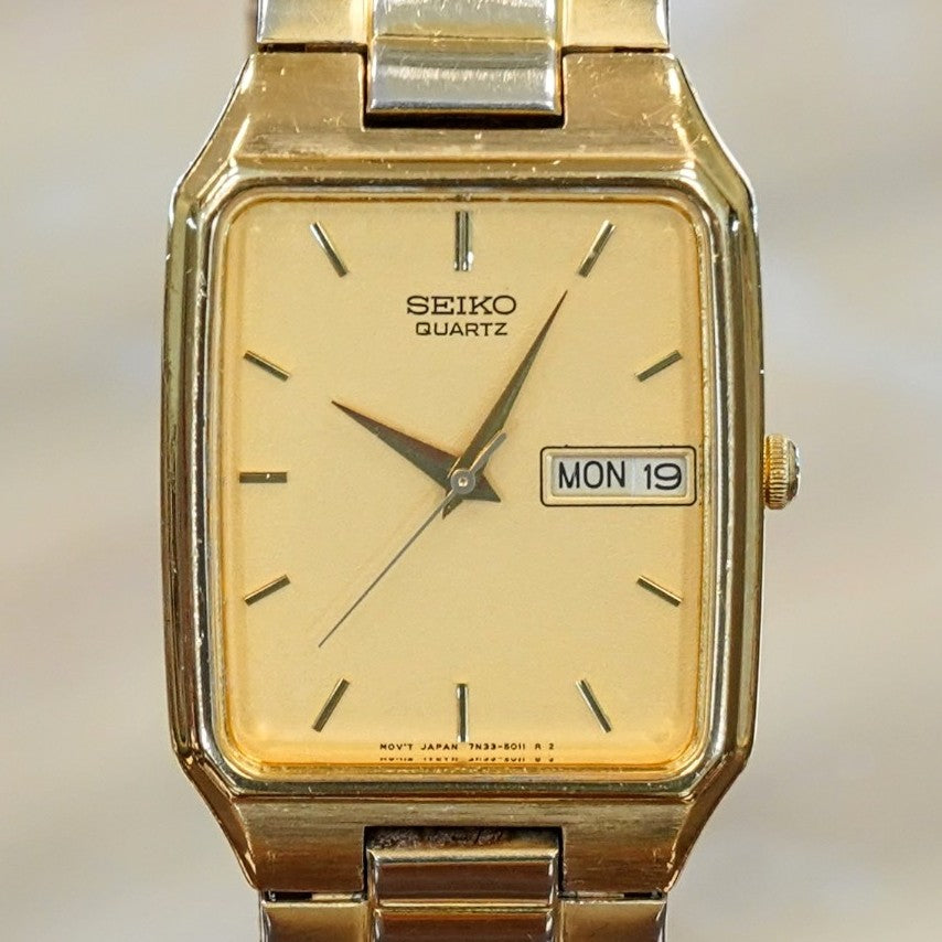 Vintage SEIKO Quartz Day/Date - 7N33-5028 Original Seiko Flex Bracelet ...