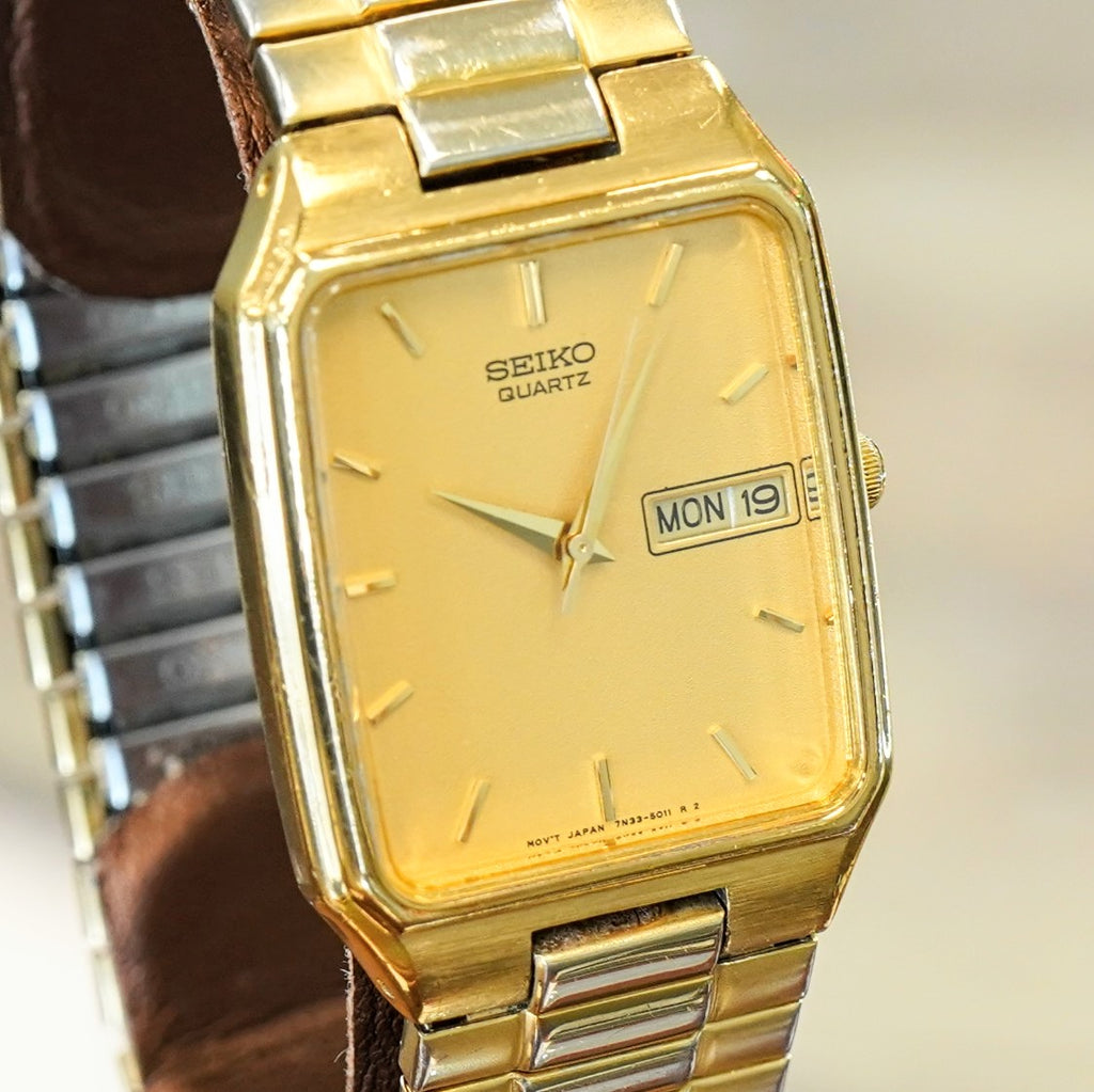 Vintage SEIKO Quartz Day/Date - 7N33-5028 Original Seiko Flex Bracelet ...