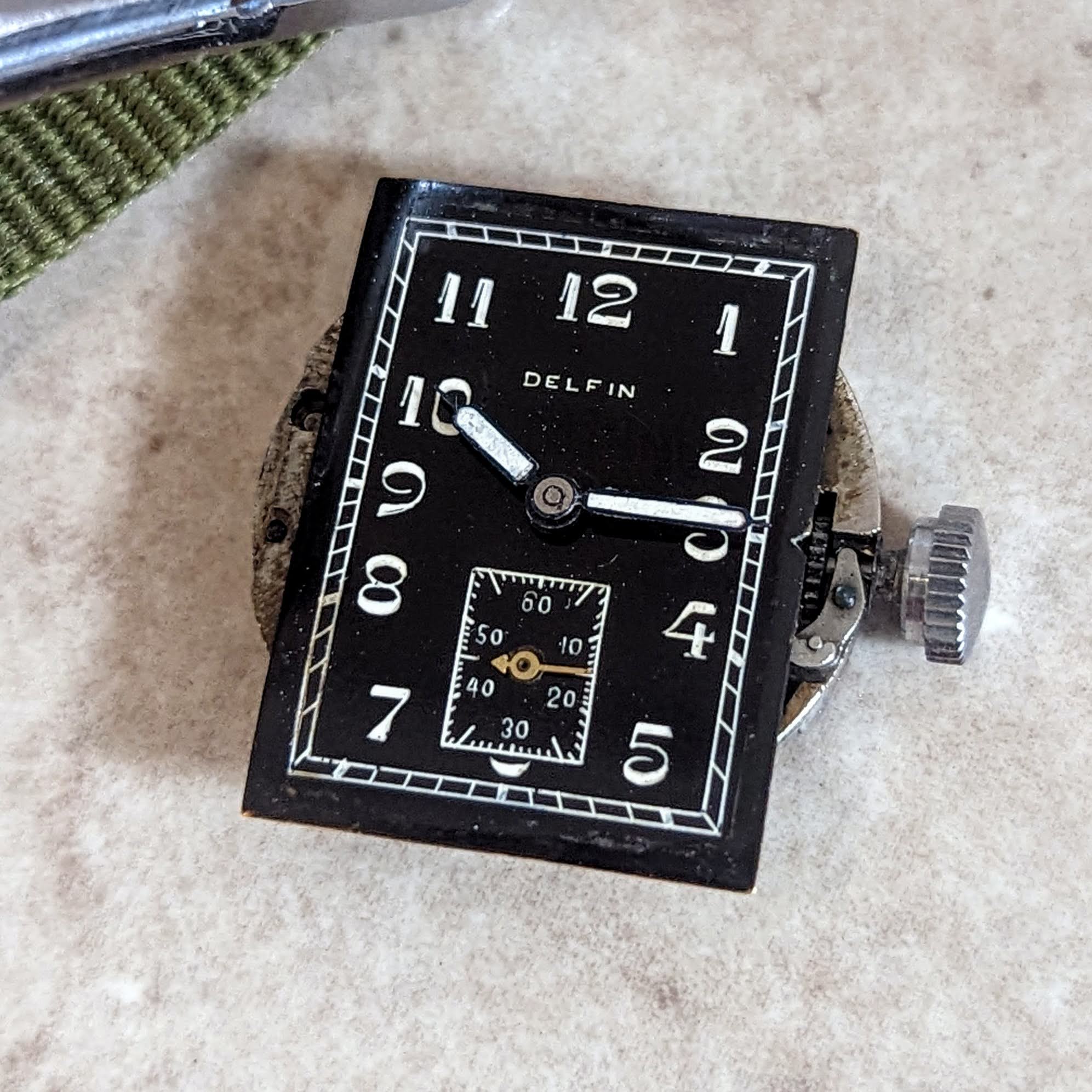 1940s DELFIN Tank Wristwatch 15 Rubies Swiss Made Vintage Watch ...