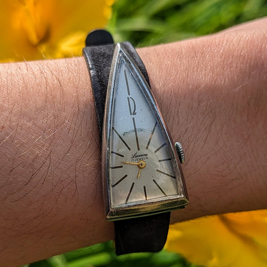 LUCERNE “A Parabolic Watch” 17 Jewels Triangle Wristwatch Swiss Made ...