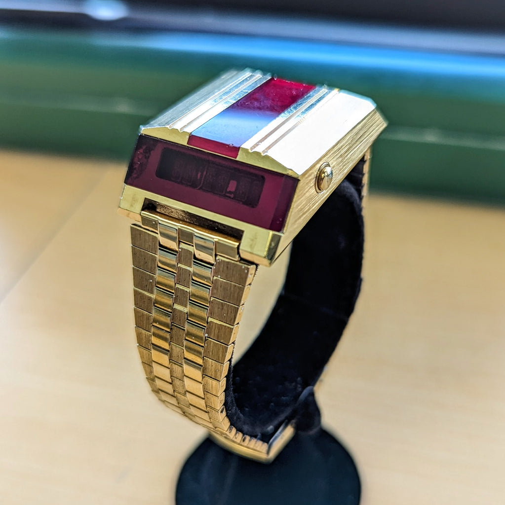 1977 BULOVA Computron Wristwatch Vintage Digital LED Watch CELL 228 ...