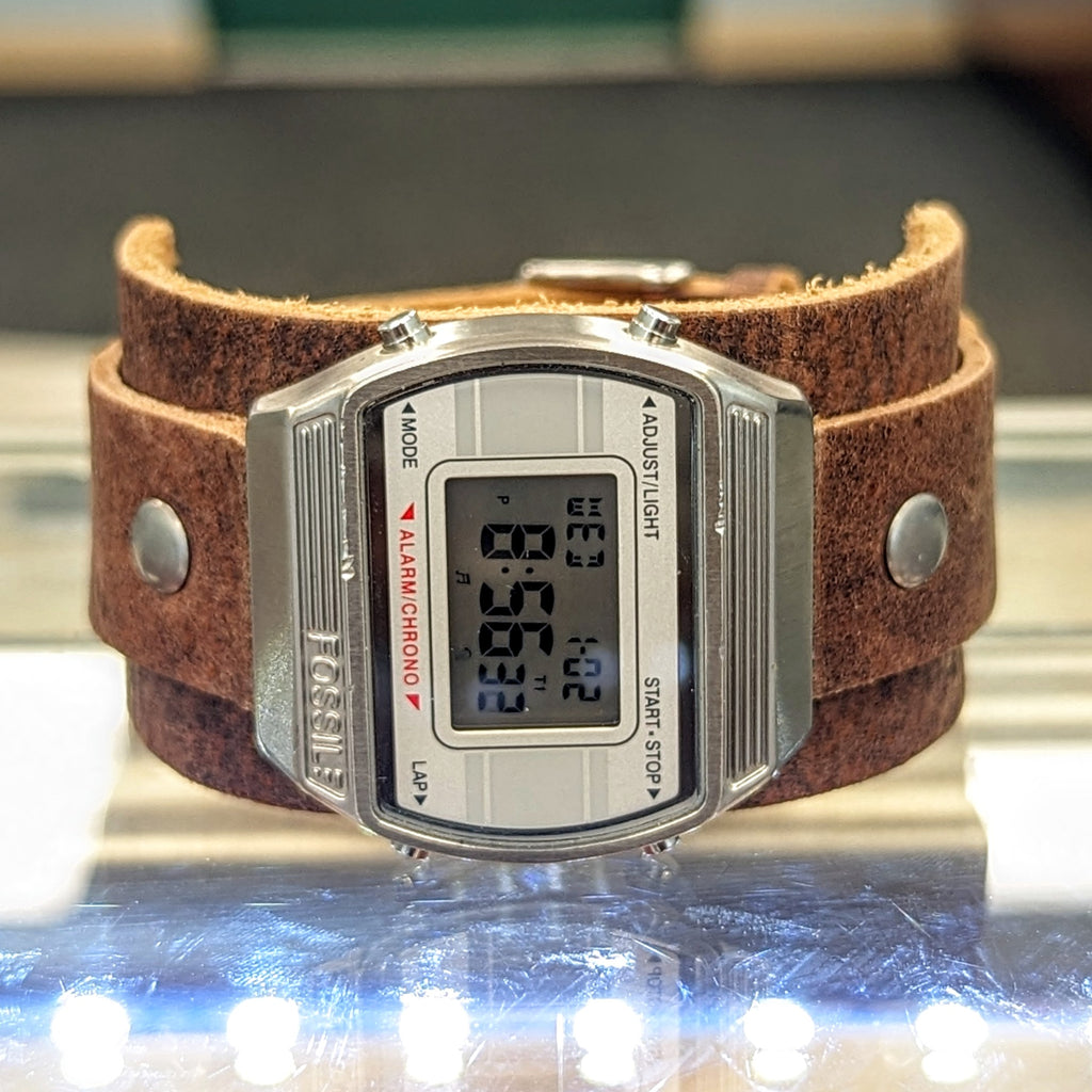 RARE Vintage FOSSIL Digital Alarm Chrono Watch JR-8857 Retro 38mm Wris ...