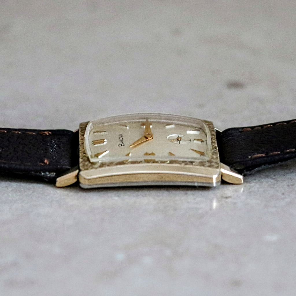 1963 BULOVA Senator “G” Watch Stunning Case Design 17 Jewels Wristwatc ...