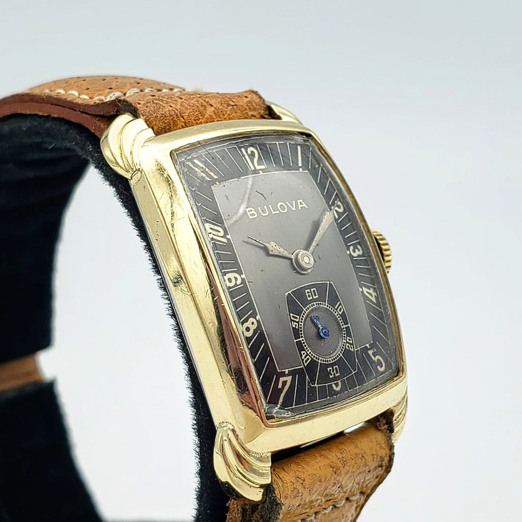 1947 BULOVA Senator Two-Tone Black Dial U.S.A. Caliber 8AE 17 Jewels W ...