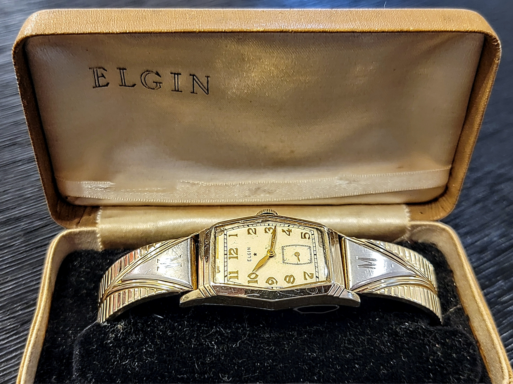 1939 ELGIN Cavalier Watch Ref. 2837 17 Jewels Cal. 524 U.S.A. Made ...
