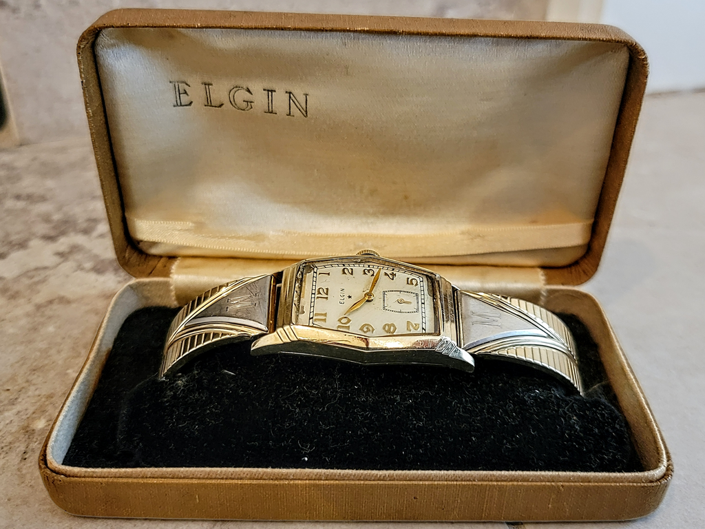 1939 ELGIN Cavalier Watch Ref. 2837 17 Jewels Cal. 524 U.S.A. Made ...